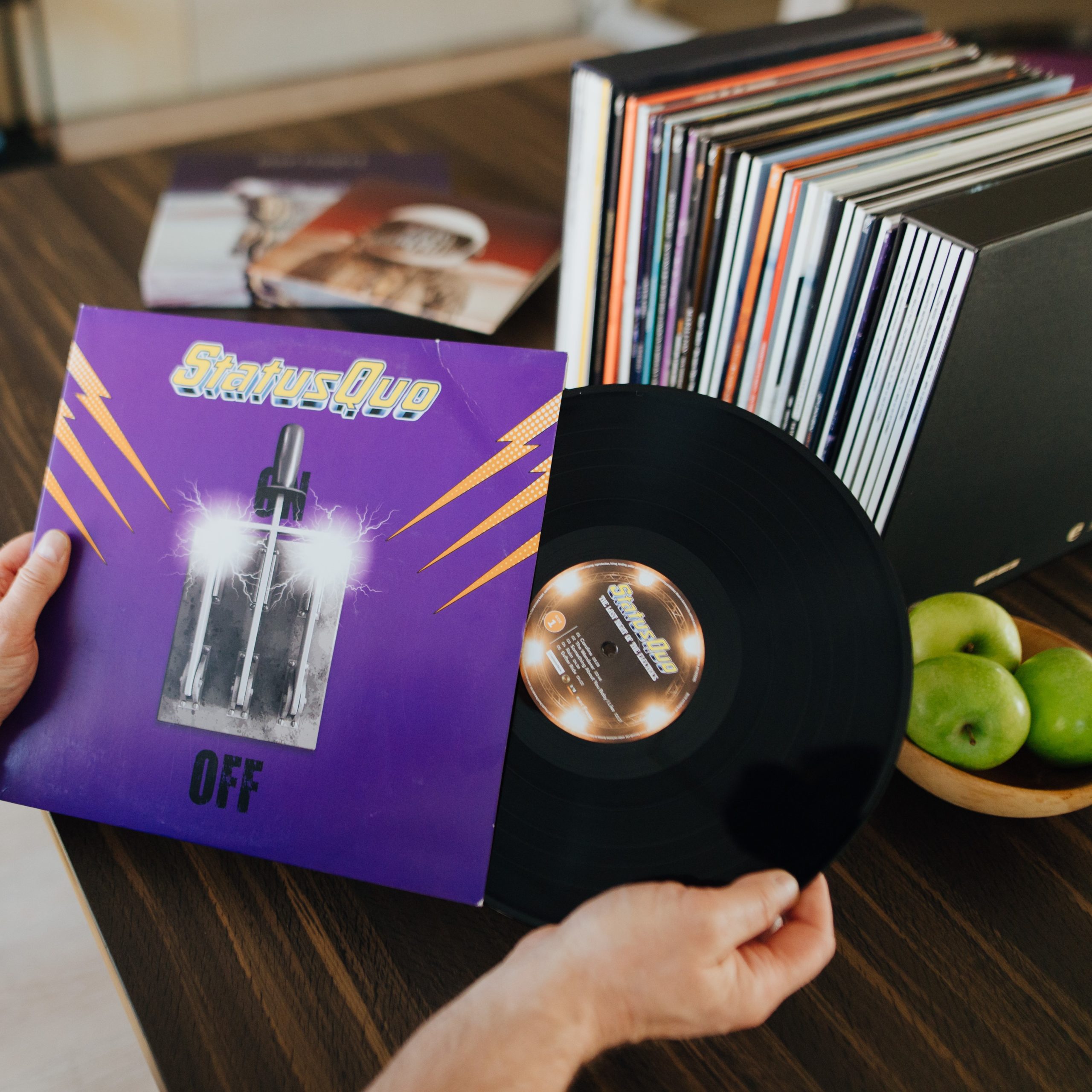 Edel - Music, Books & Entertainment - Über Uns Neu Eng